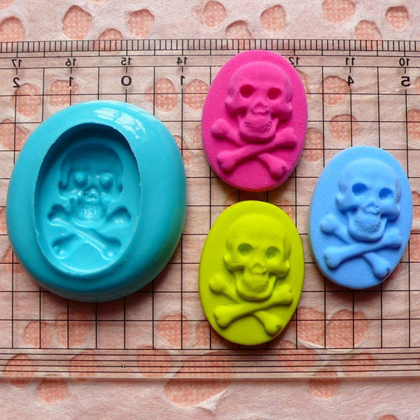 Skeleton / Skull with Crossbones Cameo (26mm) Silicone Flexible Push M ...