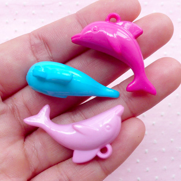 3D Dolphin Pendant Animal Plastic Charms (10pcs / 35mm x 20mm / Mix Co ...